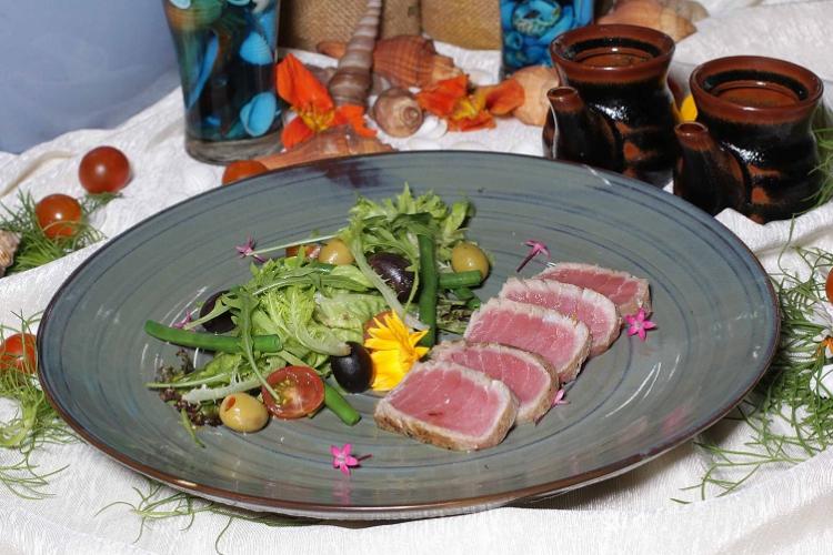 The Gardenia Kini Luncurkan Konsep & Menu Mediterania