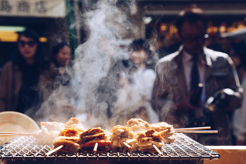 ADA FRIDAY MARKET: BBQ & DIMSUM BUFFET DI ASTON PLUIT HOTEL