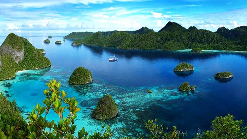 DOZEN OF ISLANDS IN TOGEAN ARE USED AS TOURIST DESTINATIONS