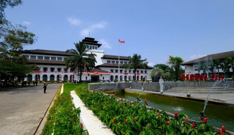 A CENTURY OF GEDUNG SATE IS THE WEST JAVA TOURISM DEVELOPMENT MOMENTUM