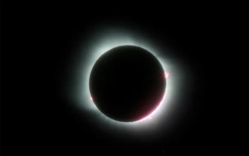 A NUMBER OF INTERESTING THINGS ABOUT A TOTAL LUNAR ECLIPSE (SUPER BLOOD ...