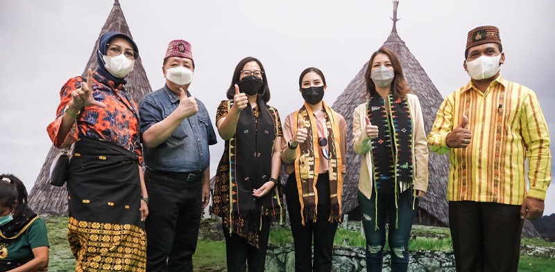 TOURISM OFFICE HELD 'EXOTIC NTT: FLORES, BEYOND YOUR IMAGINATION ...
