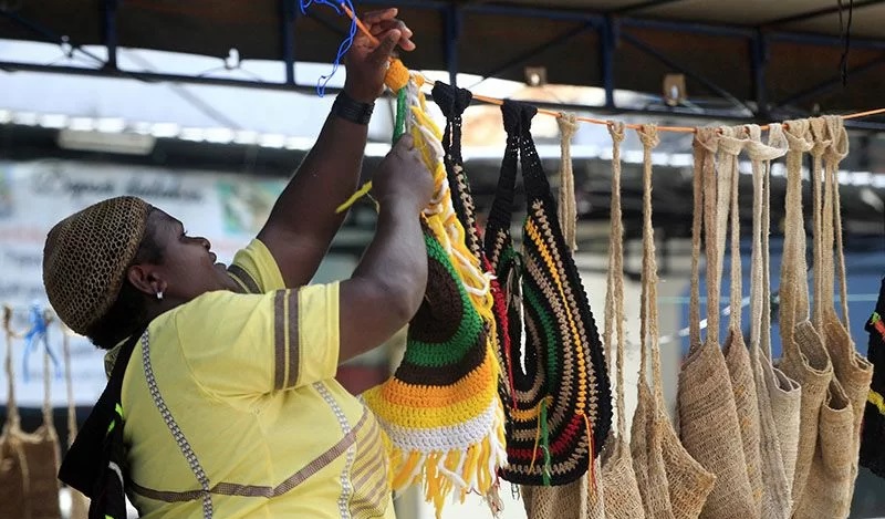UNESCO ENCOURAGES THE PRESERVATION OF PAPUAN NOKEN BAGS