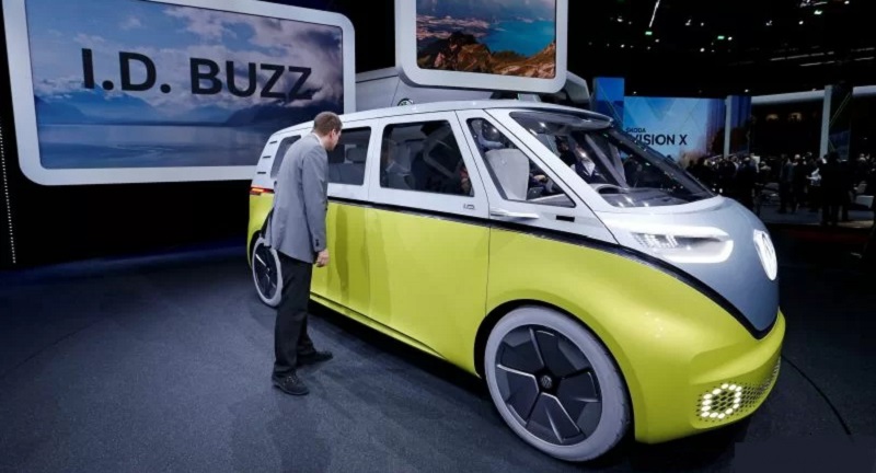 VOLKSWAGEN BRINGS BACK THE MICROBUS, BUT IT’S POWERED BY ELECTRICITY