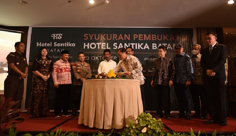 WELCOMING TOURISTS, HOTEL SANTIKA BATAM NOW OFFICIALLY OPERATES