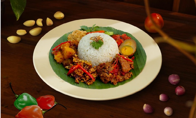 REALIZING GASTRONOMY, JAVA LOTUS HOTEL SERVES RICE ‘TOWARDS MORNING’