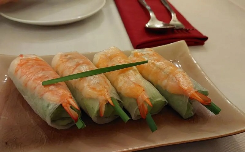 TASTE VIETNAMESE SPECIALTIES AT A SAIGON HALAL FOOD RESTAURANT