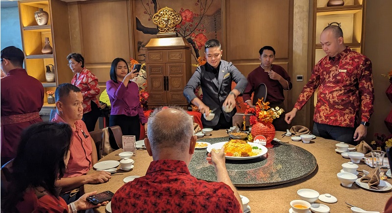 CELEBRATE THE CHINESE NEW YEAR AT LIN RESTAURANT, HOTEL TENTREM JAKARTA